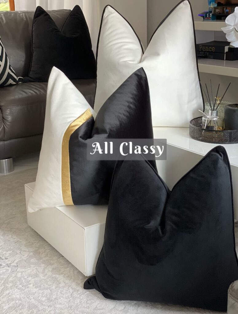 Black Charm – Lee Elegance